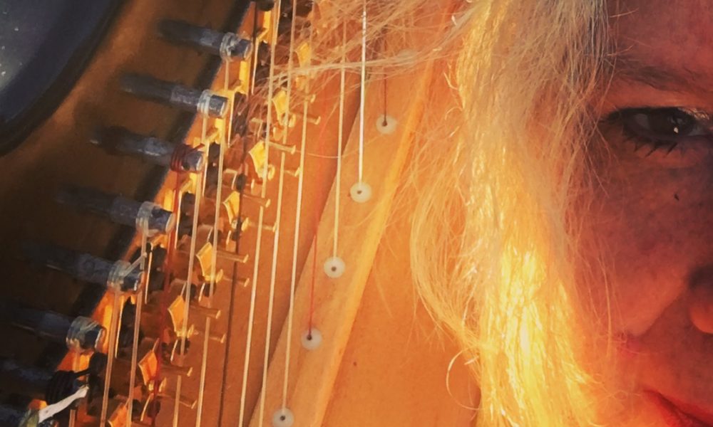 Meet Lisa Kikol of Harpist Lisa in Fort Lauderdale - Voyage MIA Magazine | Miami City Guide