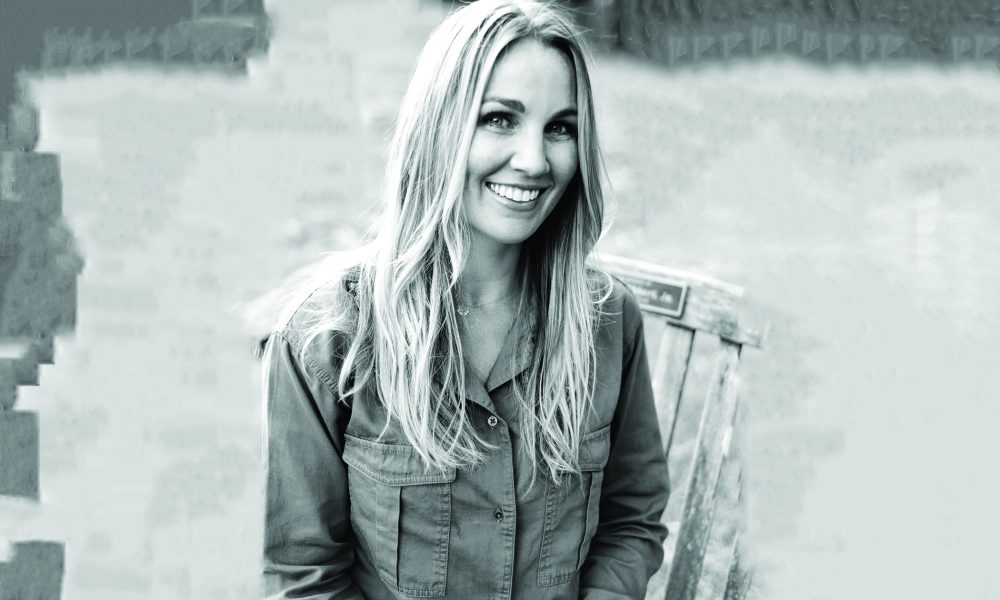 Check out Kelly Pope's Artwork - Voyage MIA Magazine | Miami City Guide