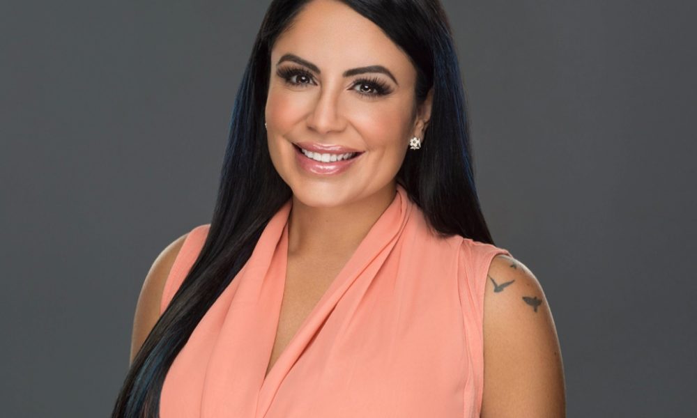 Meet Jennifer De Paz - Voyage MIA Magazine | Miami City Guide