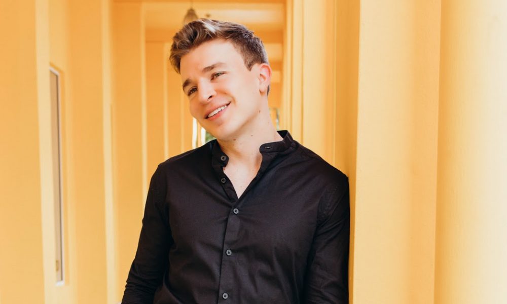 Meet Christopher Lardner - Voyage MIA Magazine | Miami City Guide