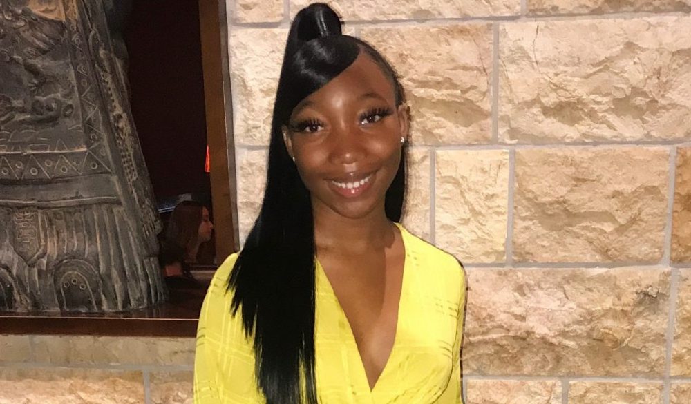 Meet Taylor Riley of MunchiesByTay - Voyage MIA Magazine | Miami City Guide
