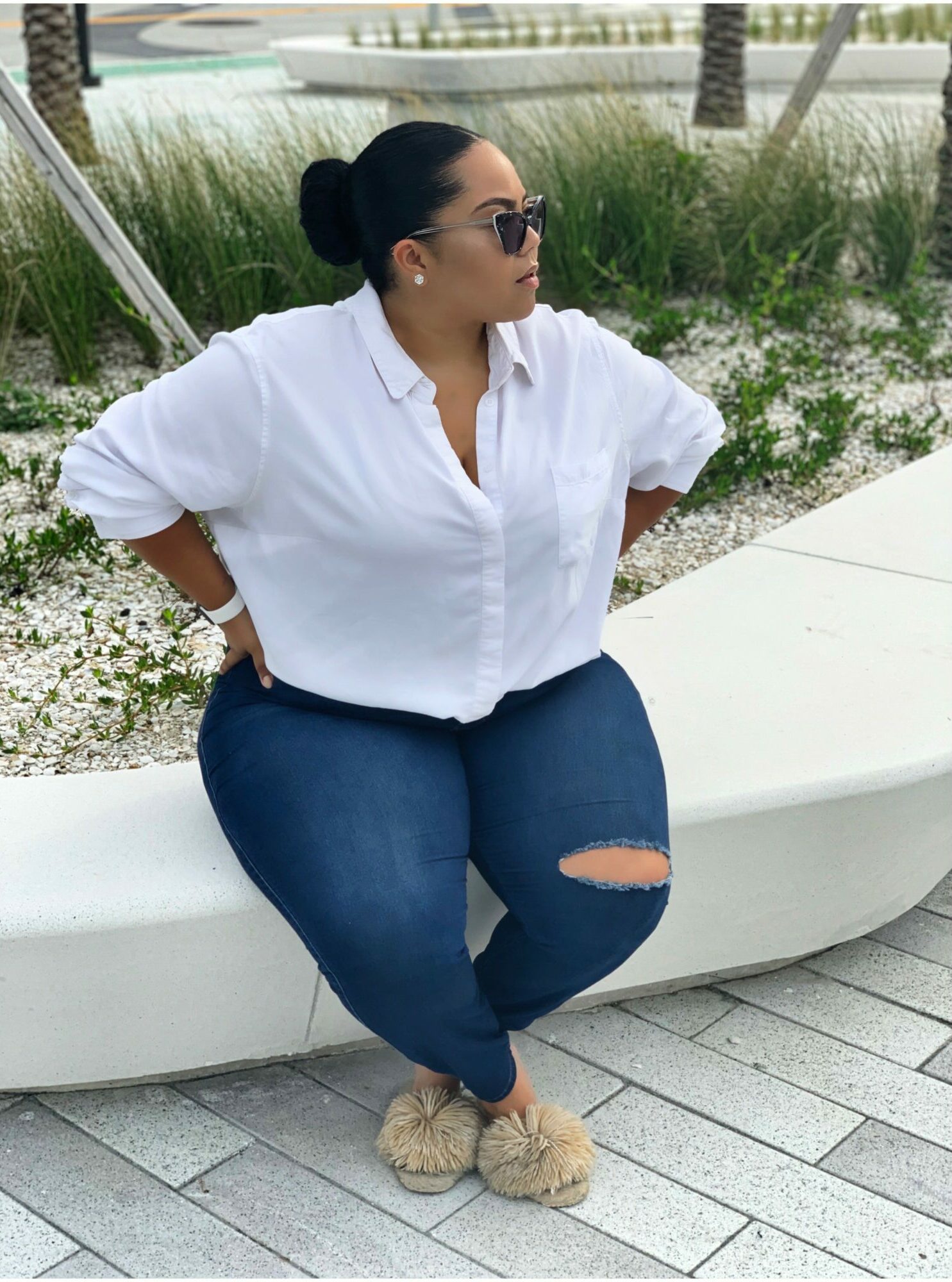 Check Out Kasandra Simpson’s Story - Voyage MIA Magazine | Miami City Guide
