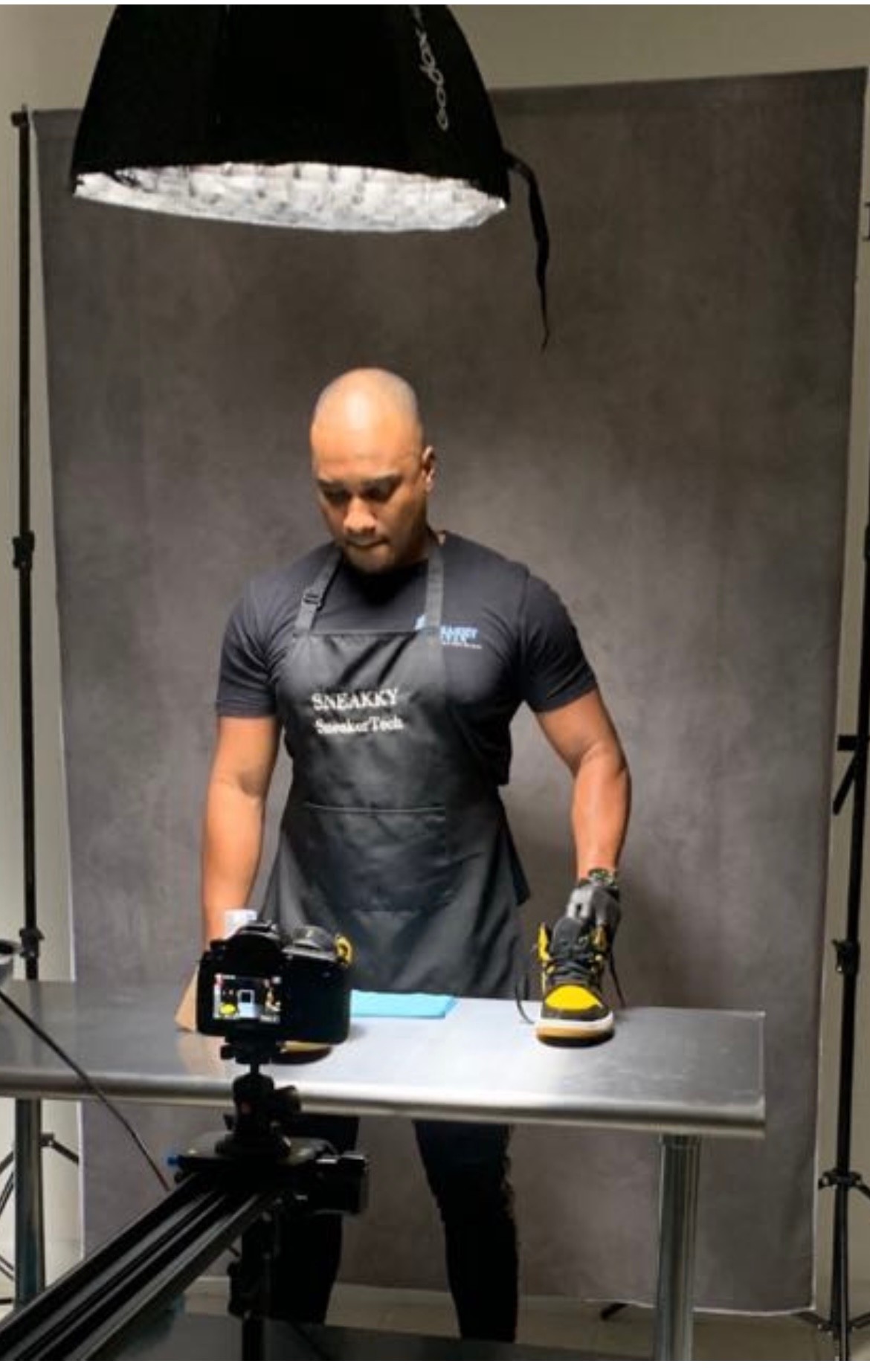 Meet Devonn Vidal of Sneakky Klean - Voyage MIA Magazine | Miami City Guide