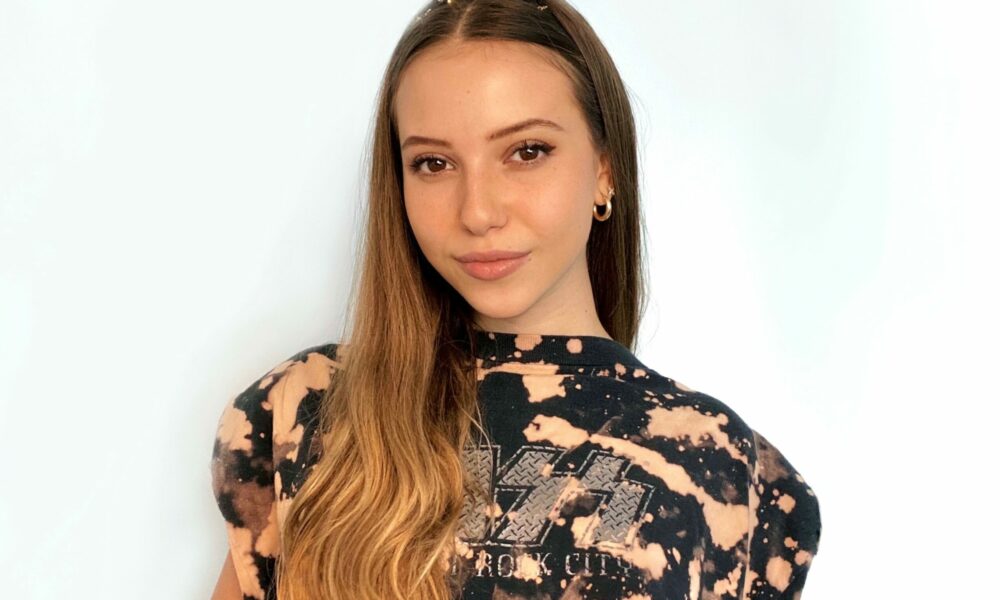 Meet Gabriela Akel - Voyage MIA Magazine | Miami City Guide