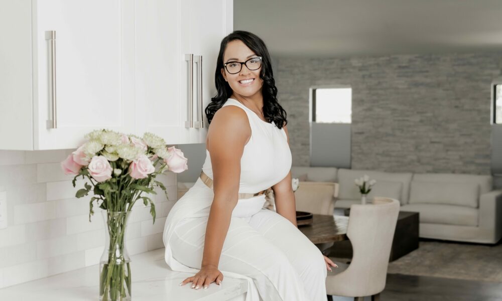 Check Out Heidy Olea’s Story - Voyage MIA Magazine | Miami City Guide