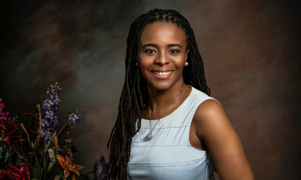 Life & Work with Renaee Smith - Voyage MIA Magazine | Miami City Guide