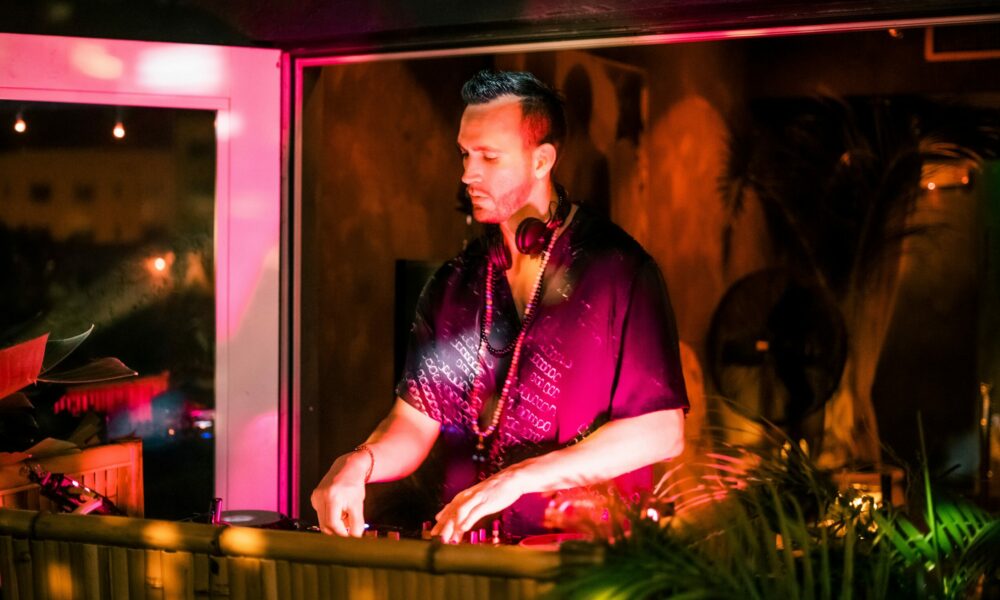 Rising Stars Meet Matias Ezequiel Speroni Rodriguez Voyage Mia Magazine Miami City Guide