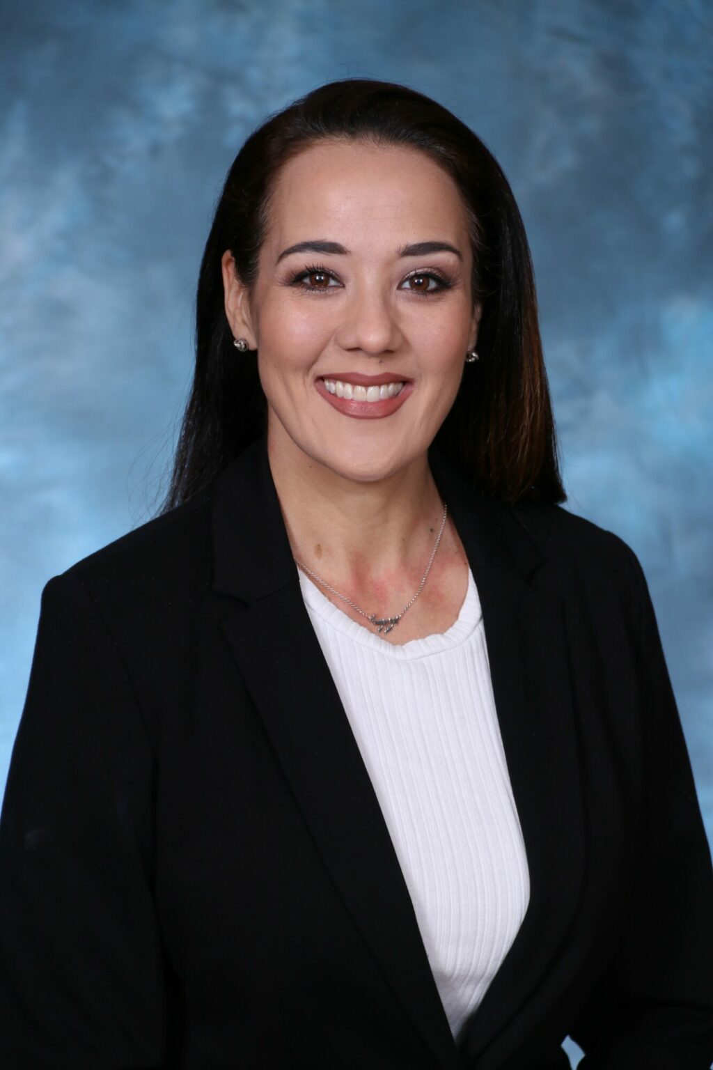 Meet Yael Londono - Voyage MIA Magazine | Miami City Guide