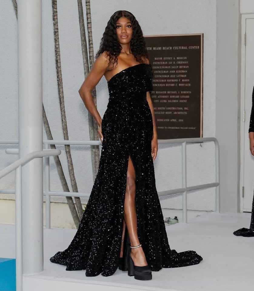 c-VictoriaMallard__23C8B94DF54B420681F14F5EDF13E79D2_1709059031342 ...