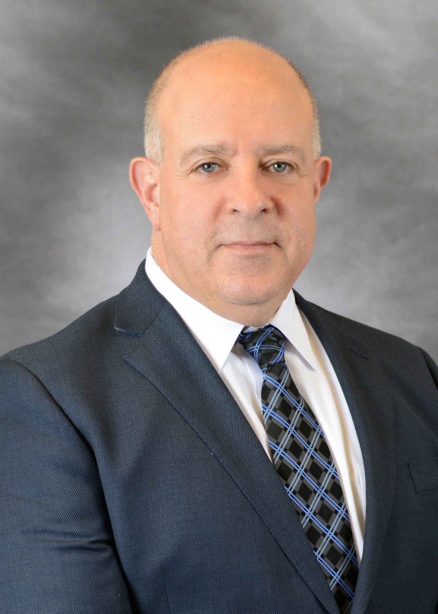 c-PersonalRobertHayek__Hayek1_1711639956804 - Voyage MIA Magazine ...