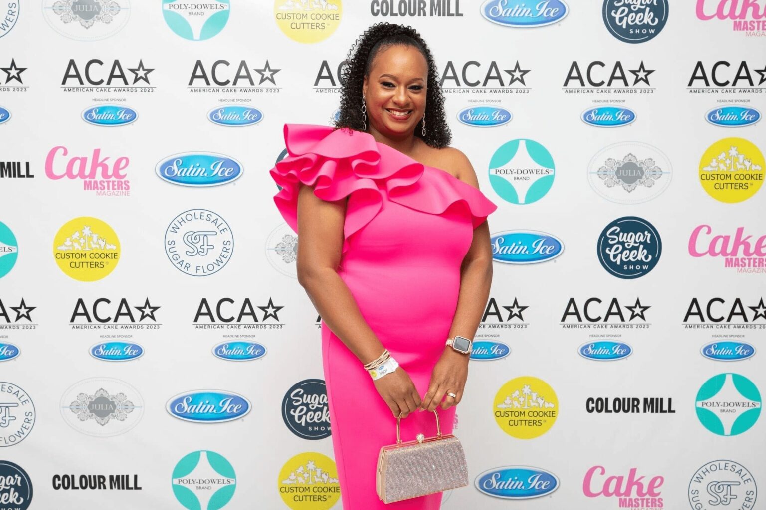 Hidden Gems: Meet Keisha Gaines of Keisha Cakes - Voyage MIA Magazine ...