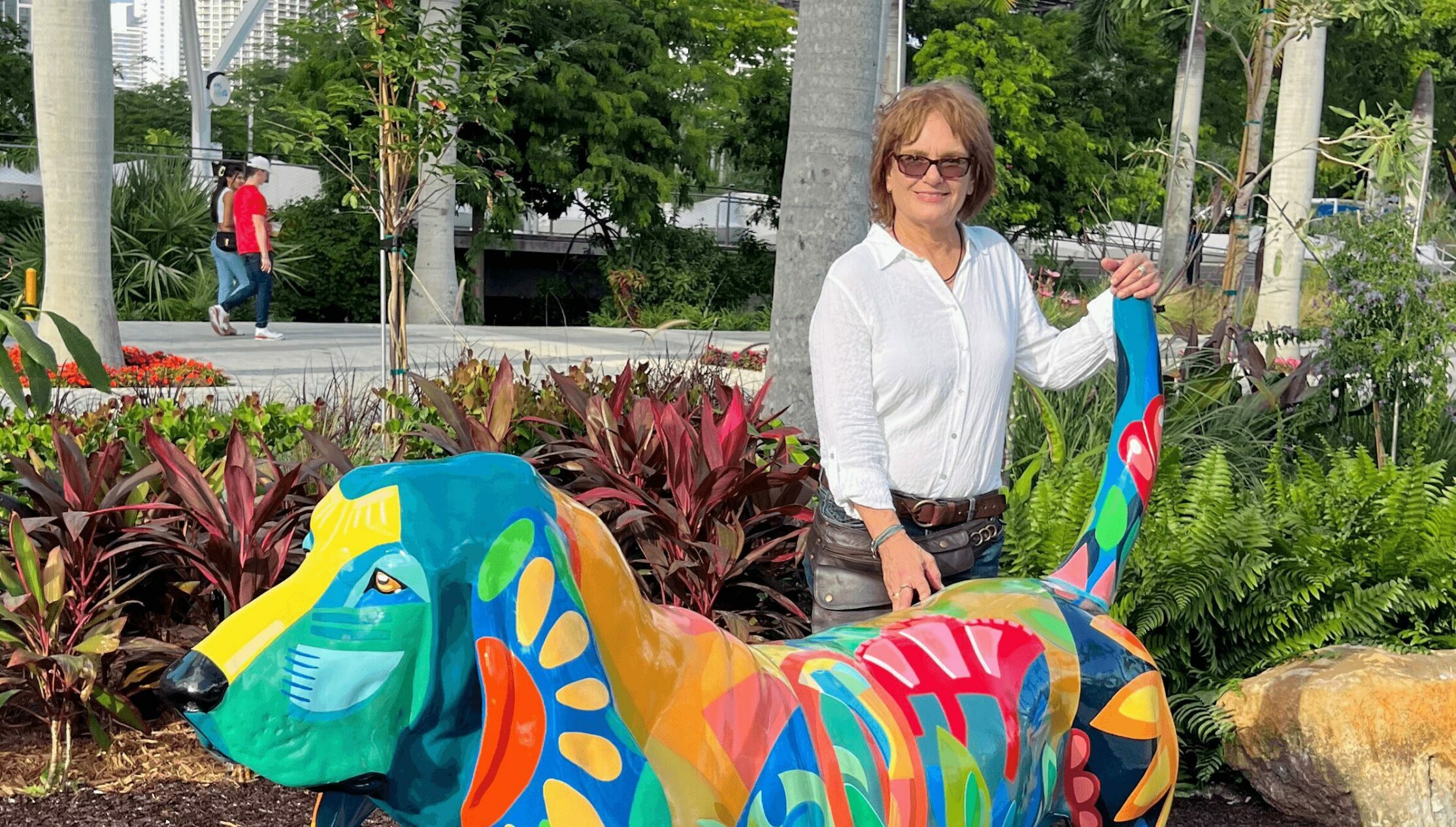 c-1715023475420-dog-sculpture-dania-sierrajpg - Voyage MIA Magazine ...