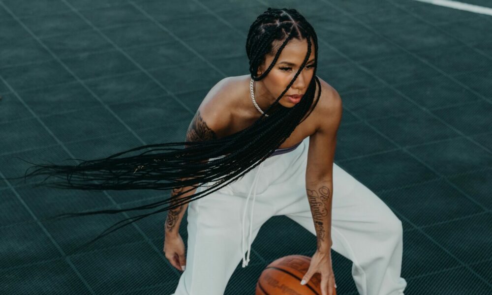 Meet Hannah Morgan - Voyage MIA Magazine | Miami City Guide