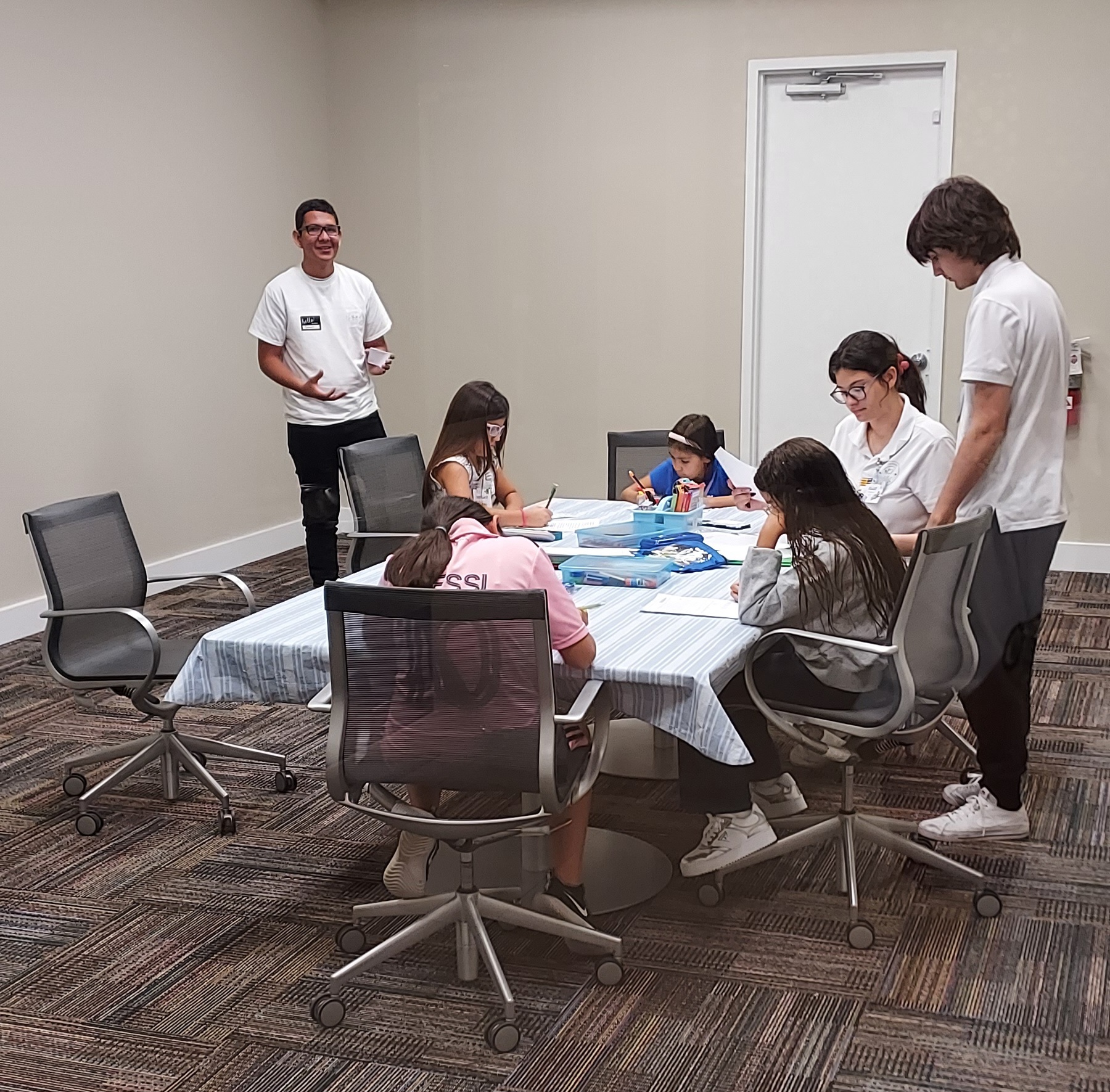 Meet Elizabeth M Palacios of Doral & Hialeah Gardens - Voyage MIA ...