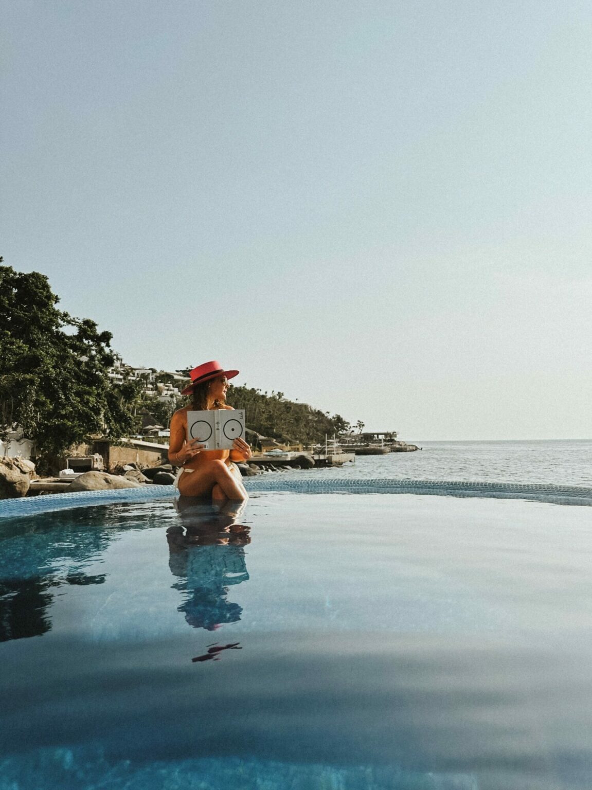 Daily Inspiration: Meet Rachael Brandon & Alina Rodriguez - Voyage MIA ...