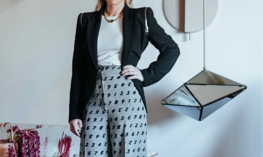 Check Out Taylor Abess’s Story - Voyage MIA Magazine | Miami City Guide