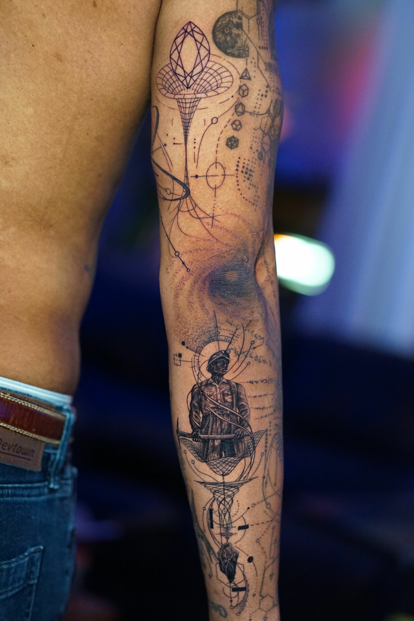 Check Out Leo Tank’s Story - Voyage MIA Magazine | Miami City Guide