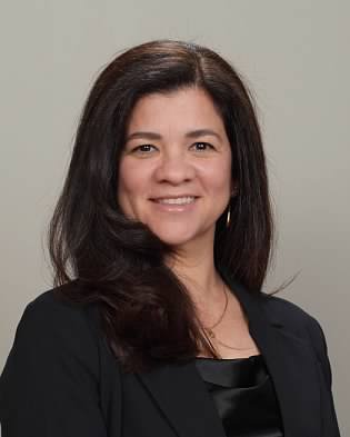 Exploring Life & Business with Yanelis Estevez of Ballet on Stage ...