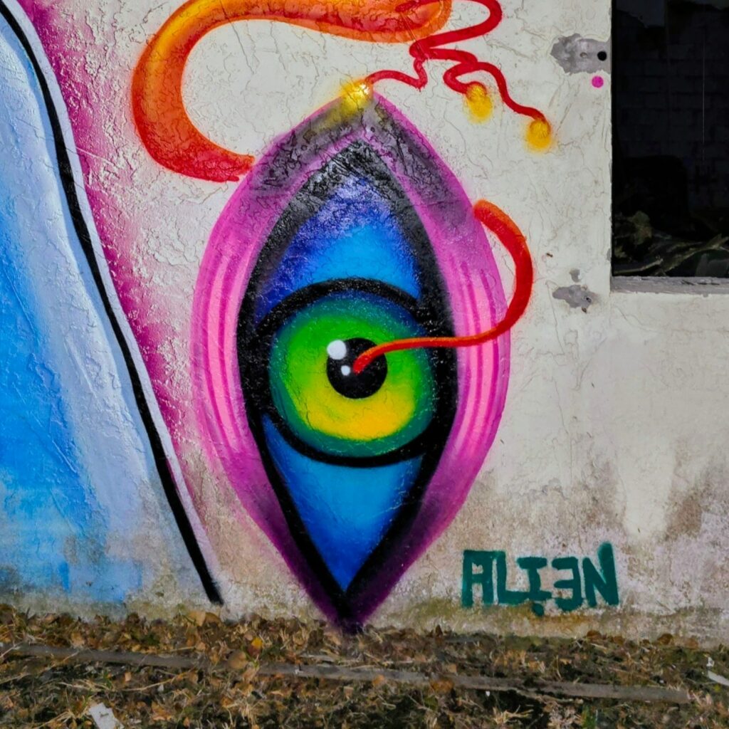 Check Out Alien’s Story - Voyage MIA Magazine | Miami City Guide